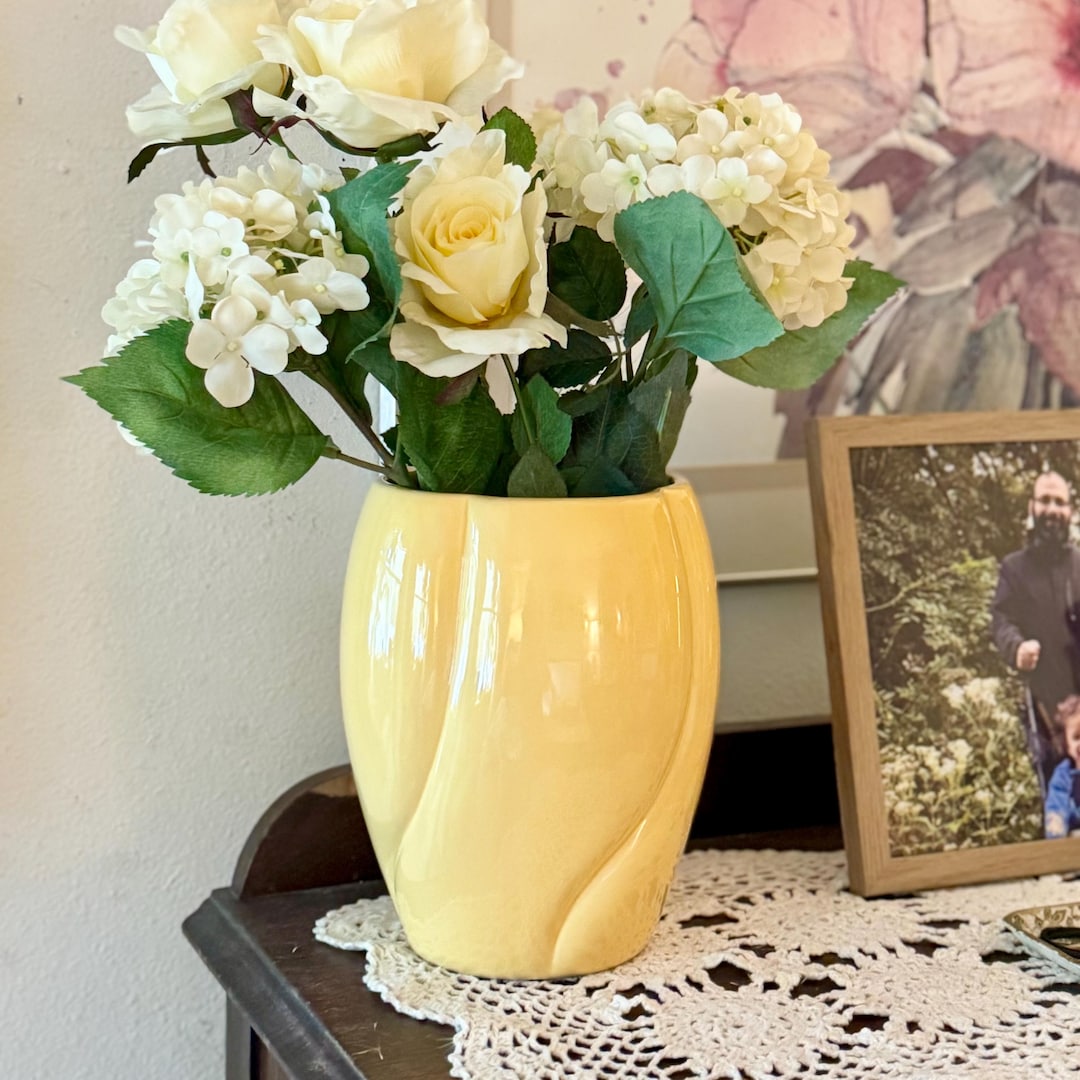 Vintage Butter Yellow Ceramic Vase | Art Deco Style Medium Sized ...