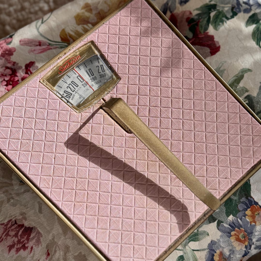 Vintage Pink Sunbeam Bathroom Scale | Mid Century Bathroom Decor - Etsy