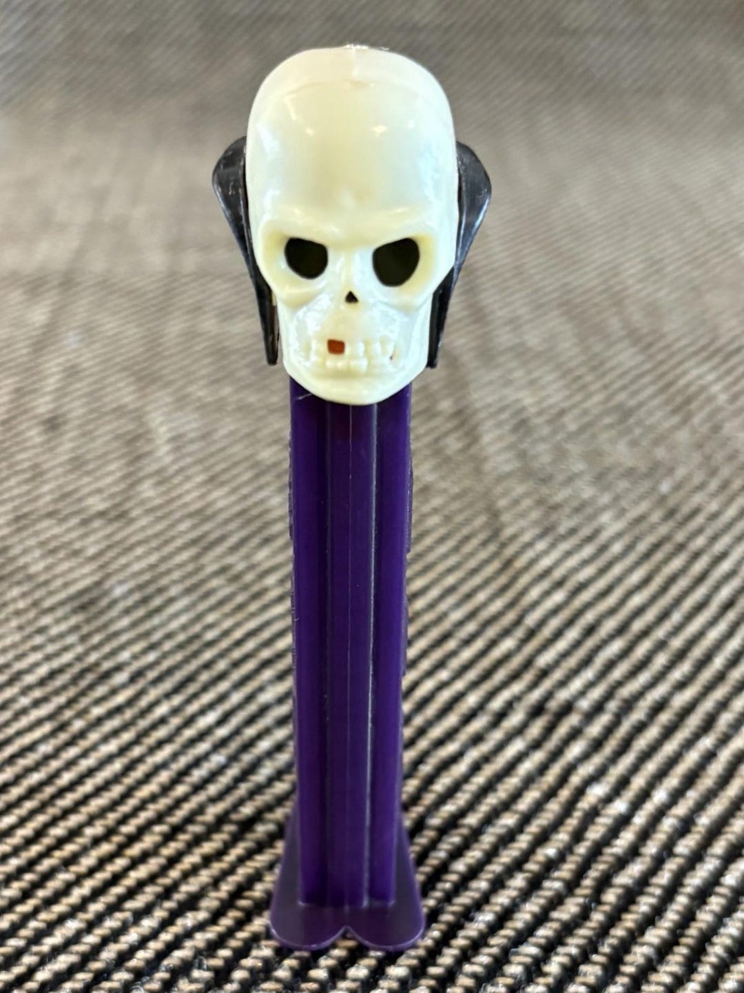 Dr SKULL Purple Pez Dispenser With Feet Rare Made in Austria-vintage ...