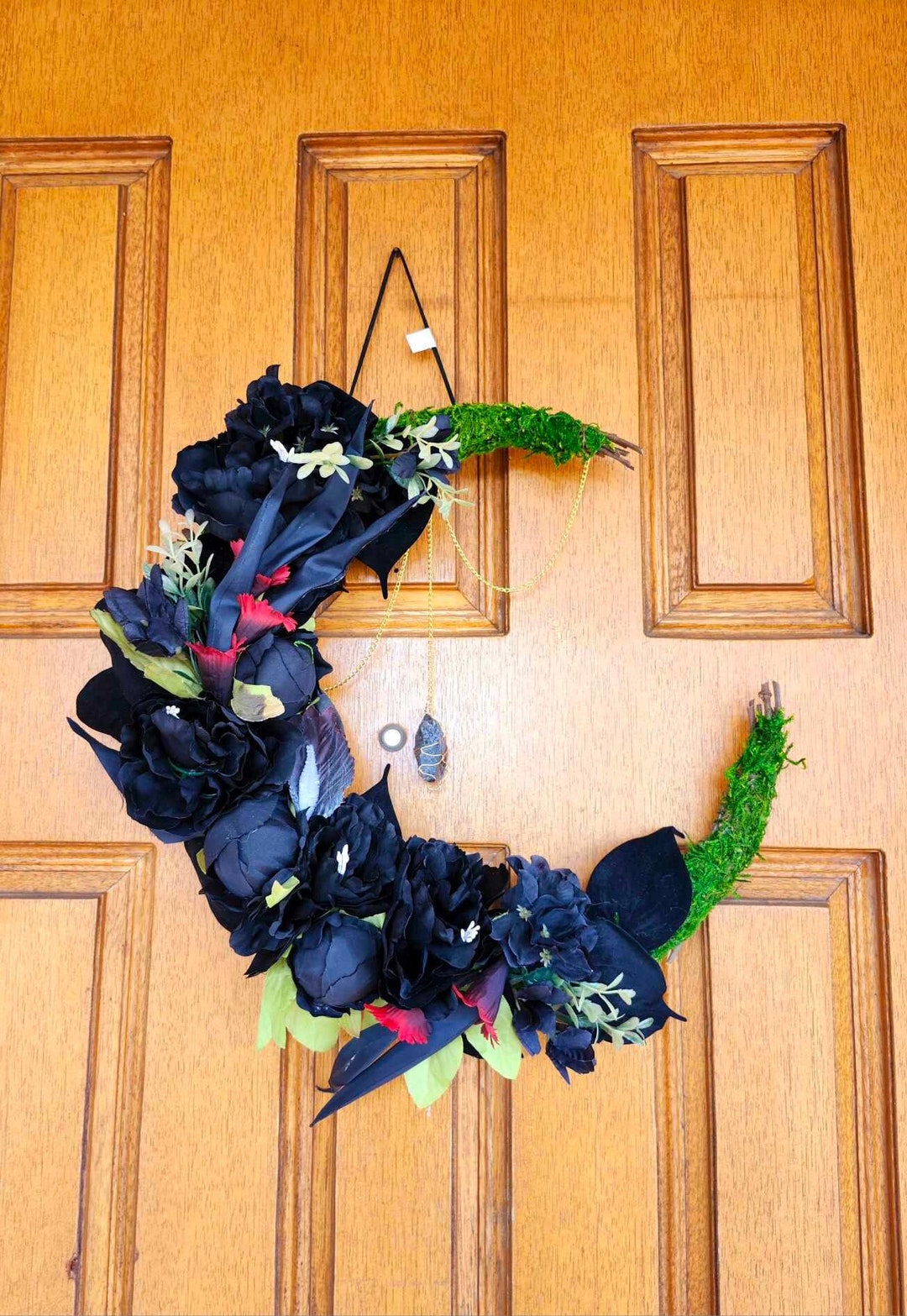 Gothic Wild Rose Crescent Moon Wreath W/ Purple Amethyst - Etsy