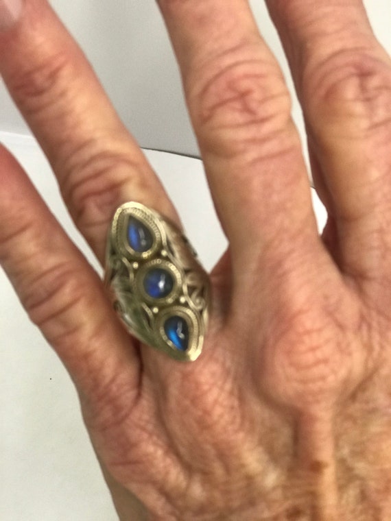 Lds 3 stone silver ring - Gem