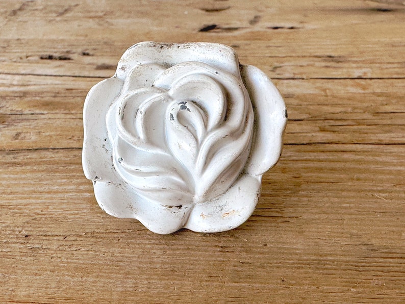Antique White Rose Drawer Pulls SOLD INDIVIDUALLY Flower - Etsy