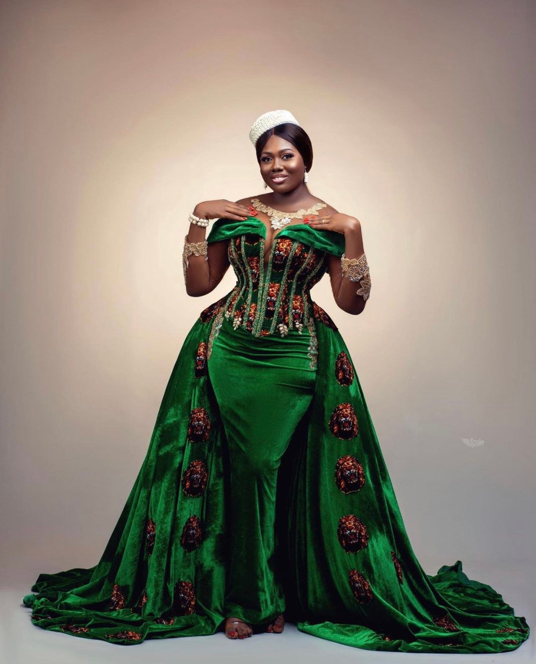 African Isi Agu Dressisi Agu for Womenafrican ISI Agu Velvet/lion Head ...