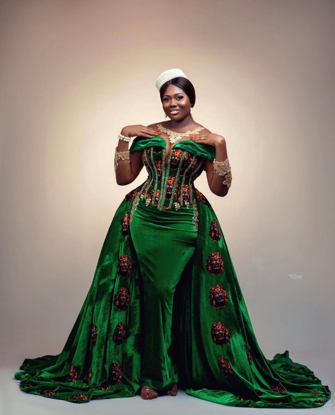 African Isi Agu Dressisi Agu for Womenafrican ISI Agu Velvet/lion Head ...