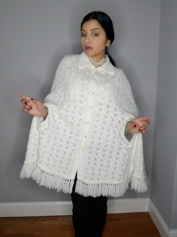 True Vintage 1960s Granny Style Cloak Cape Collars Fr… - Gem