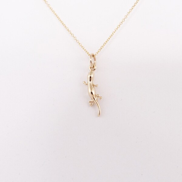 Gecko Necklace - Etsy