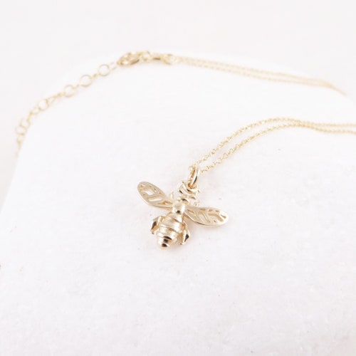 Floating Diamond Bee Necklace Solid Gold Bee Pendant. 14k - Etsy