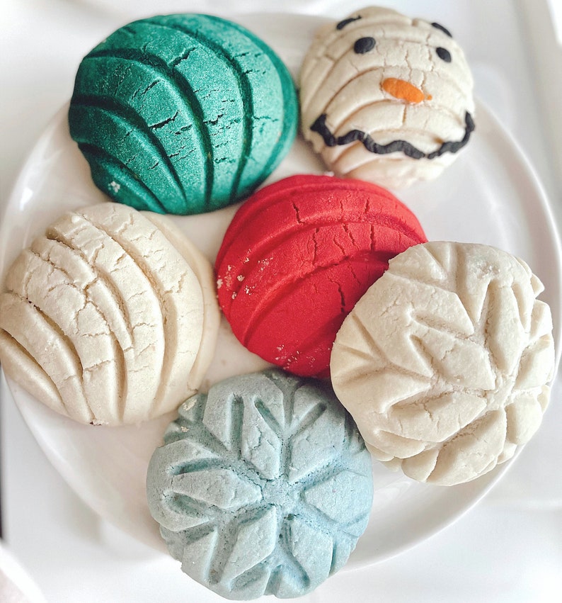 Custom Decorated Conchas, Sweet Bread, Mexican Style Conchas, Mexican ...