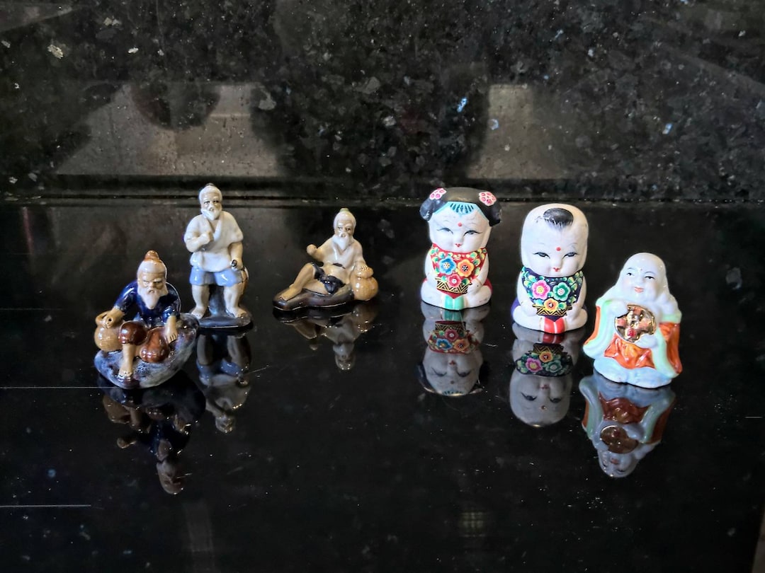 Lot of 6 Small Chinese Figurines. - Etsy