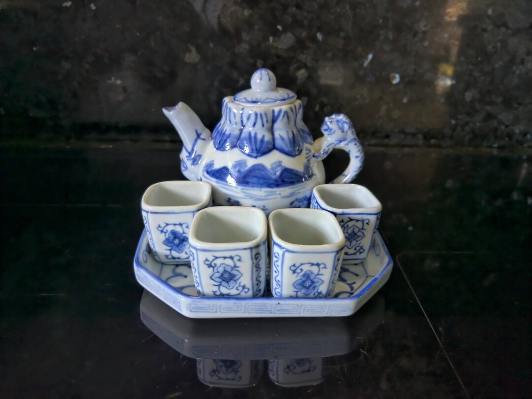 Chinese Porcelain Miniature Tea Set Blue White. Teapot and Four Cups on ...