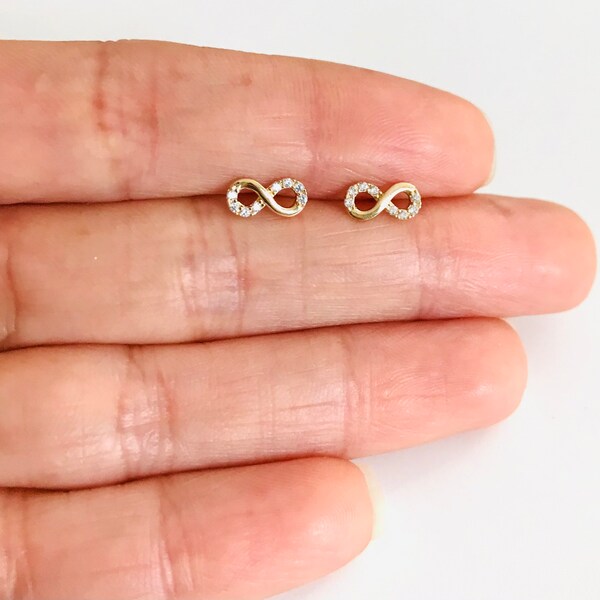 Infinity Earring - Etsy