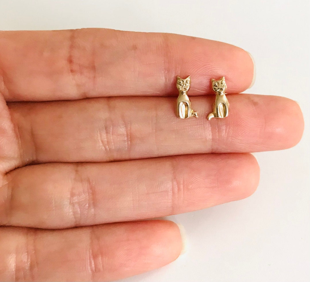 14K Solid Gold 9mm X 6mm Cat Post, 14K Gold Cat Earrings, Dainty Gold Stud, Small Gold Cat Stud ...