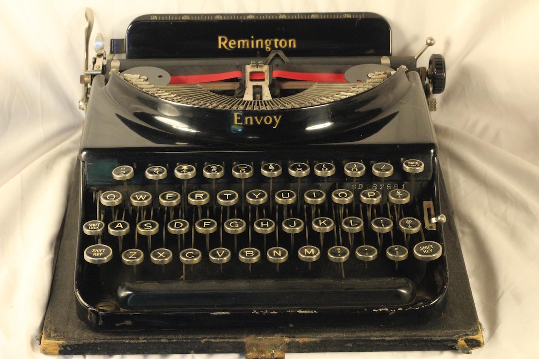 Remington Envoy Vintage 1939 Working Manual Portable Typewriter ...