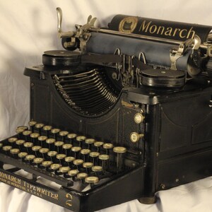 Monarch 2 Vintage 1905 Working Manual Standard Typewriter Gorgeous ...