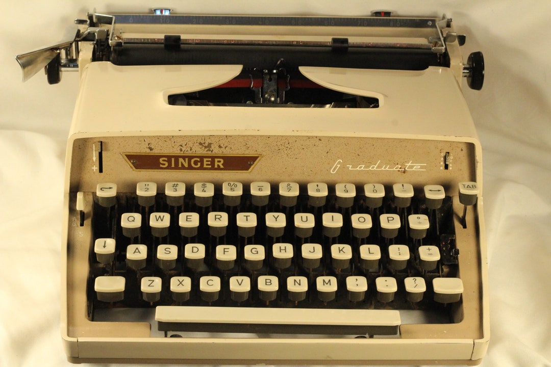 Singer Graduate Vintage 1965 Working Manual Portable Typewriter Dutch ...