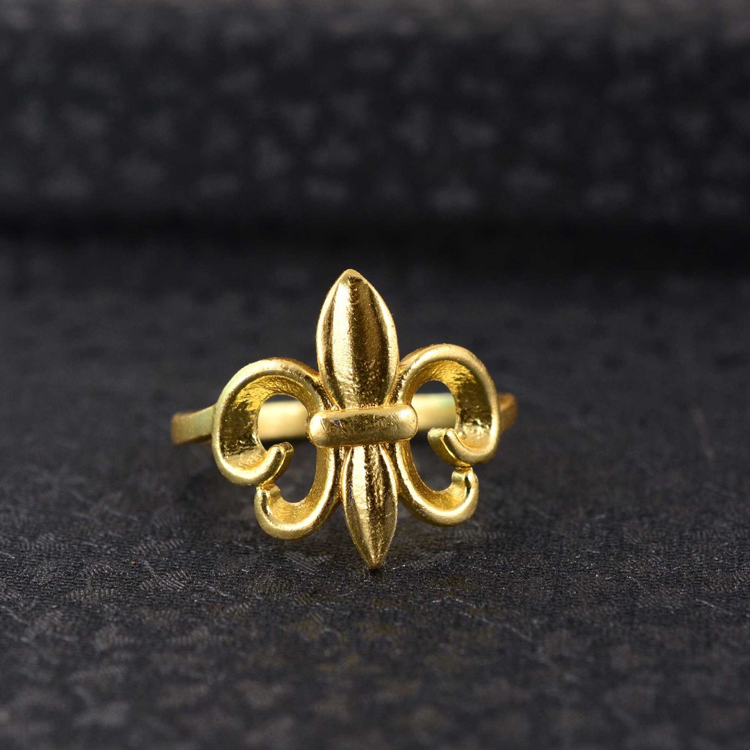 Brass Fleur De Lis Signet Ring, French European Lily Flower, Fleur De ...