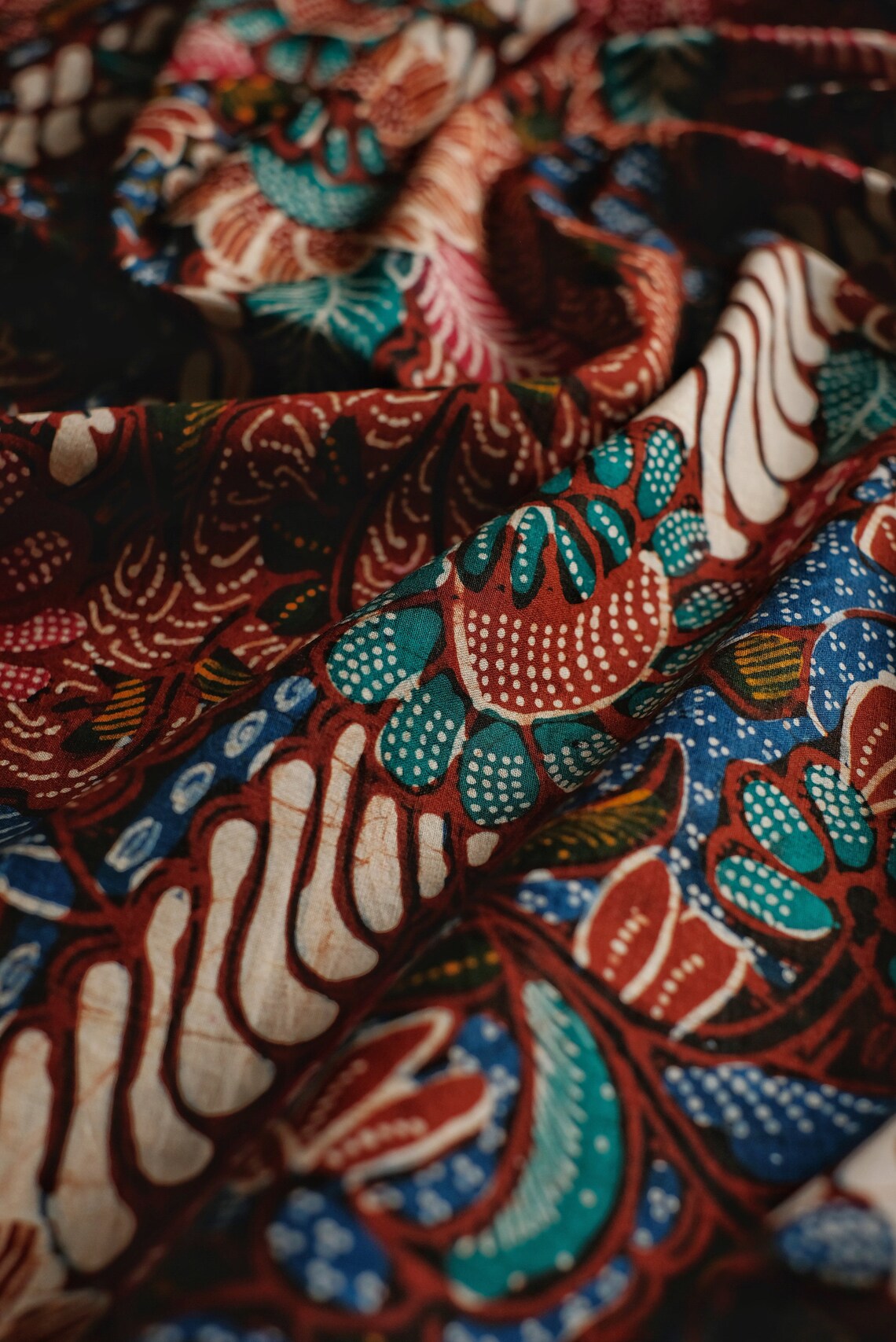 Batik Indonesia, "dlorong Liris” Motif From Sidomukti, Deep Color ...