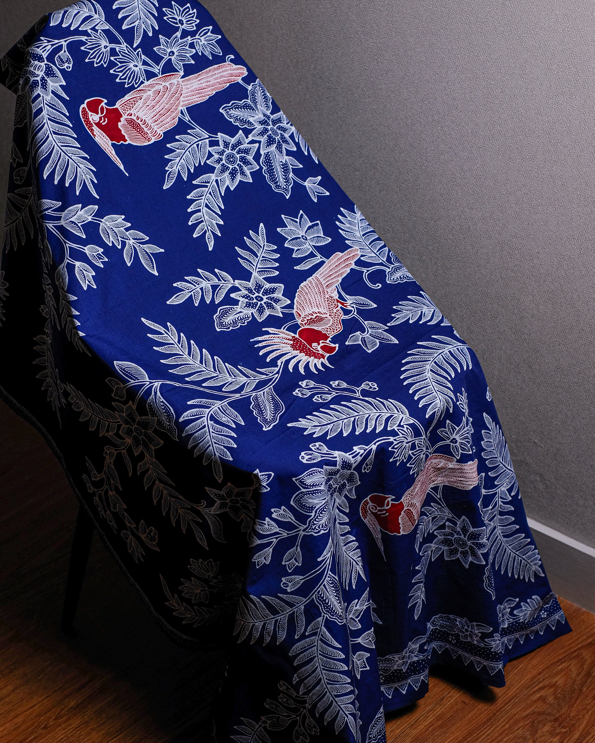 Batik Indonesia, burung Nuri the Parrot Motif, Deep Indigo Blue ...