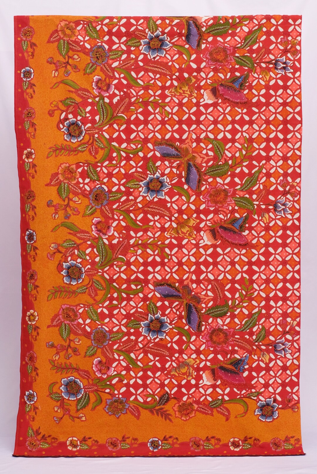 Batik Indonesia, Kawungan Hokokai Motif With Brilliant Tumeric & Pinks ...