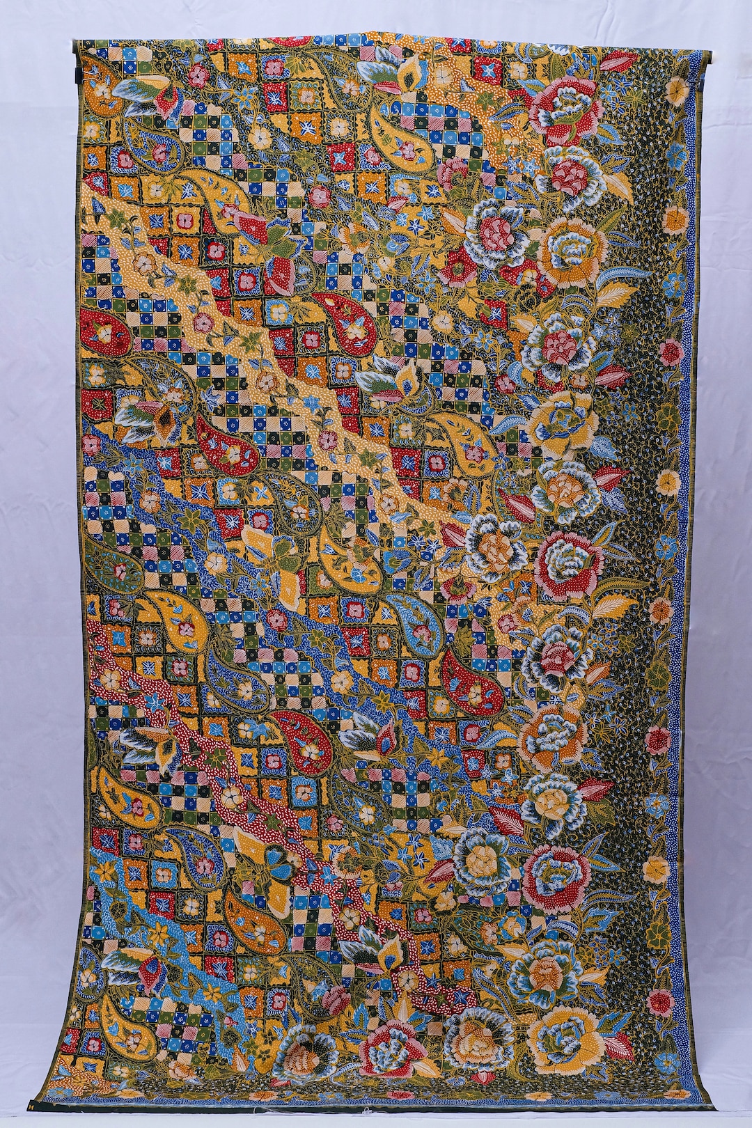 Batik Indonesia, Dizzying Hokokai Japanese influence Motif, Premium ...
