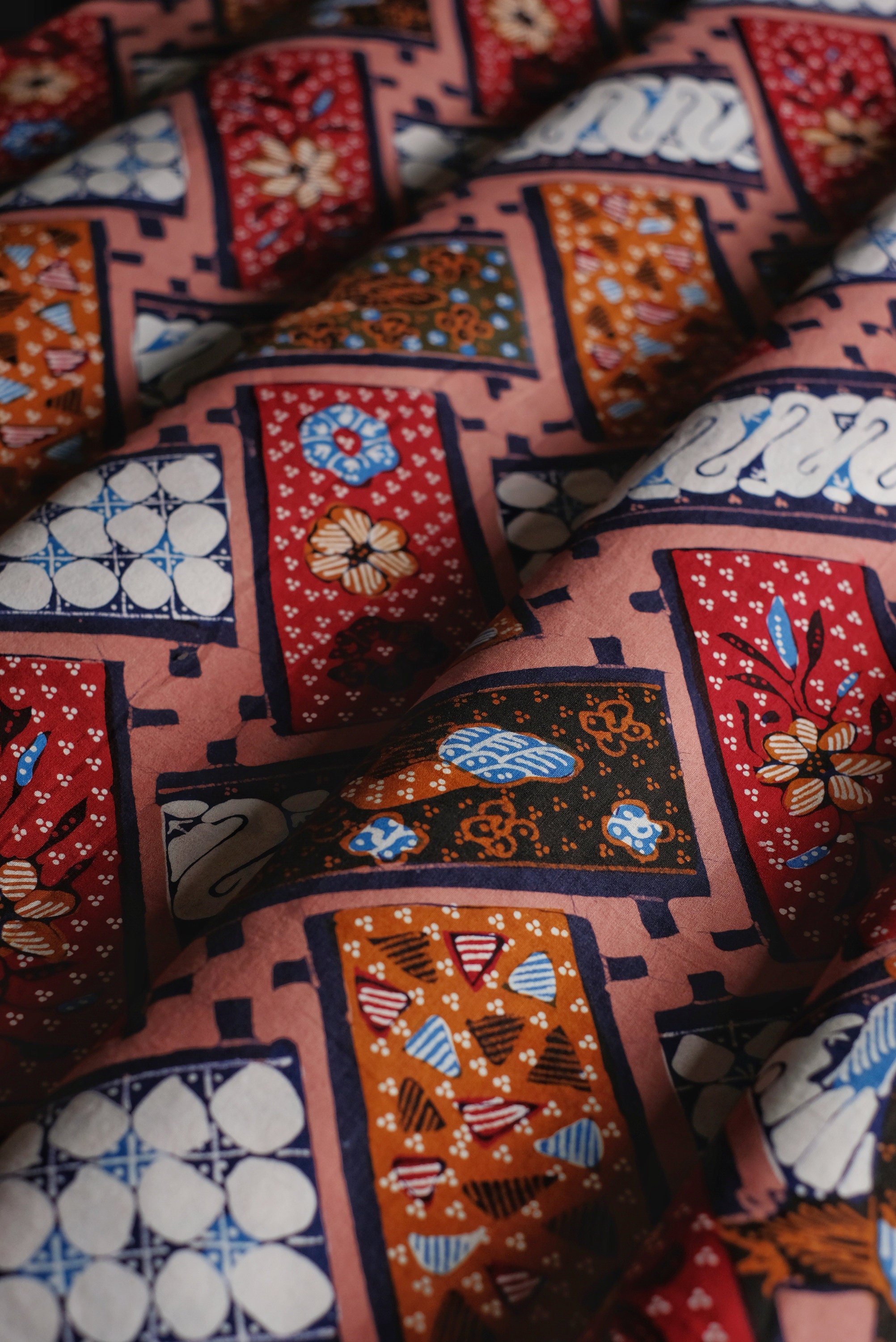Batik Indonesia, "benji" (traditional Cross Hatching Style) Motif ...