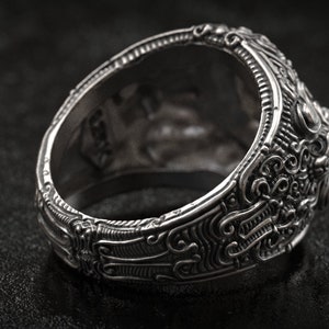 H.R. Giger Inspired , Alien Covenant Ring, Prometheus, Xenomorph ...