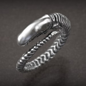 H.R. Giger Inspired , Alien Newborn Ring , Chestburster, Prometheus ...