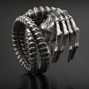 H.R. Giger Inspired , Alien Facehugger Ring, Facehugger, Chestburster ...