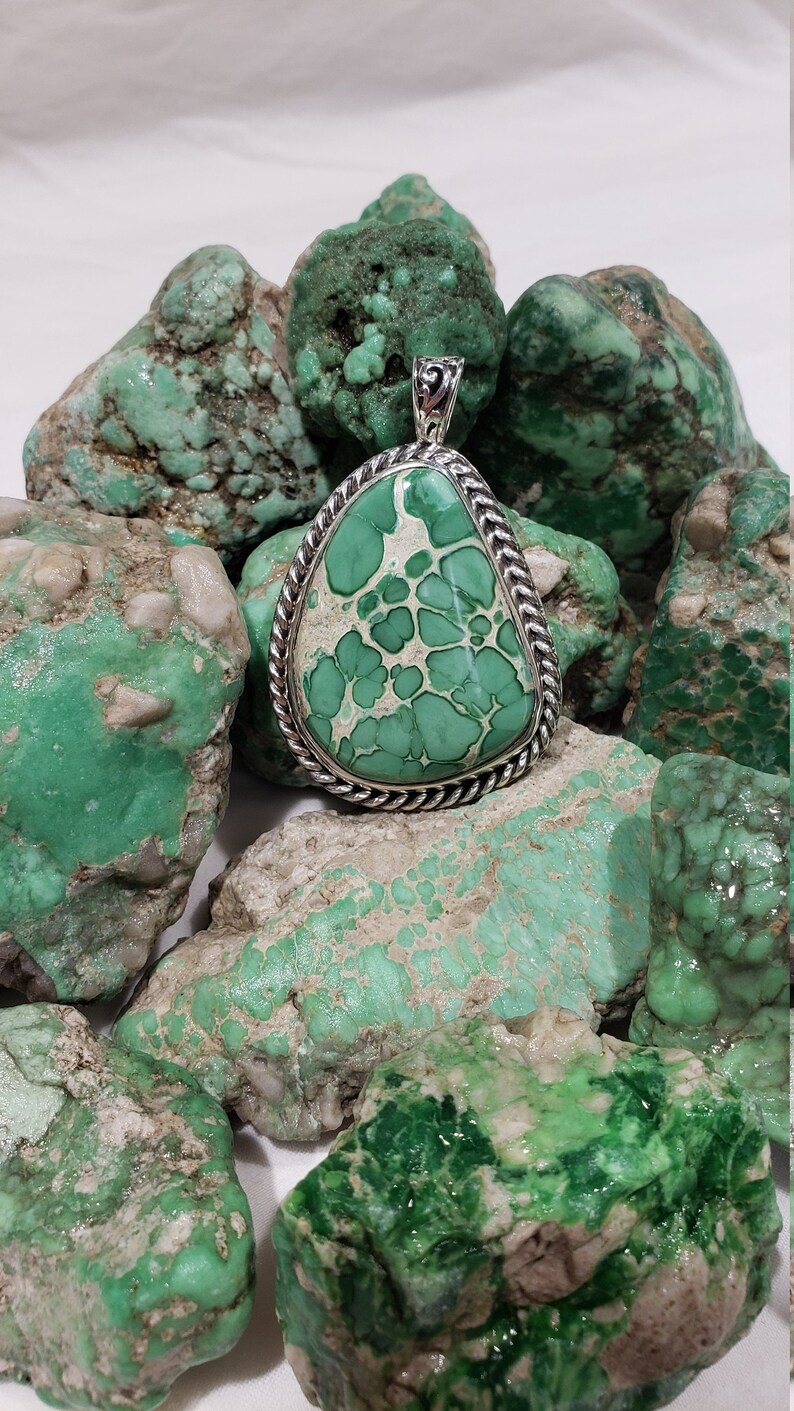 Handmade Lucin Utah Variscite Statement Pendant - Etsy