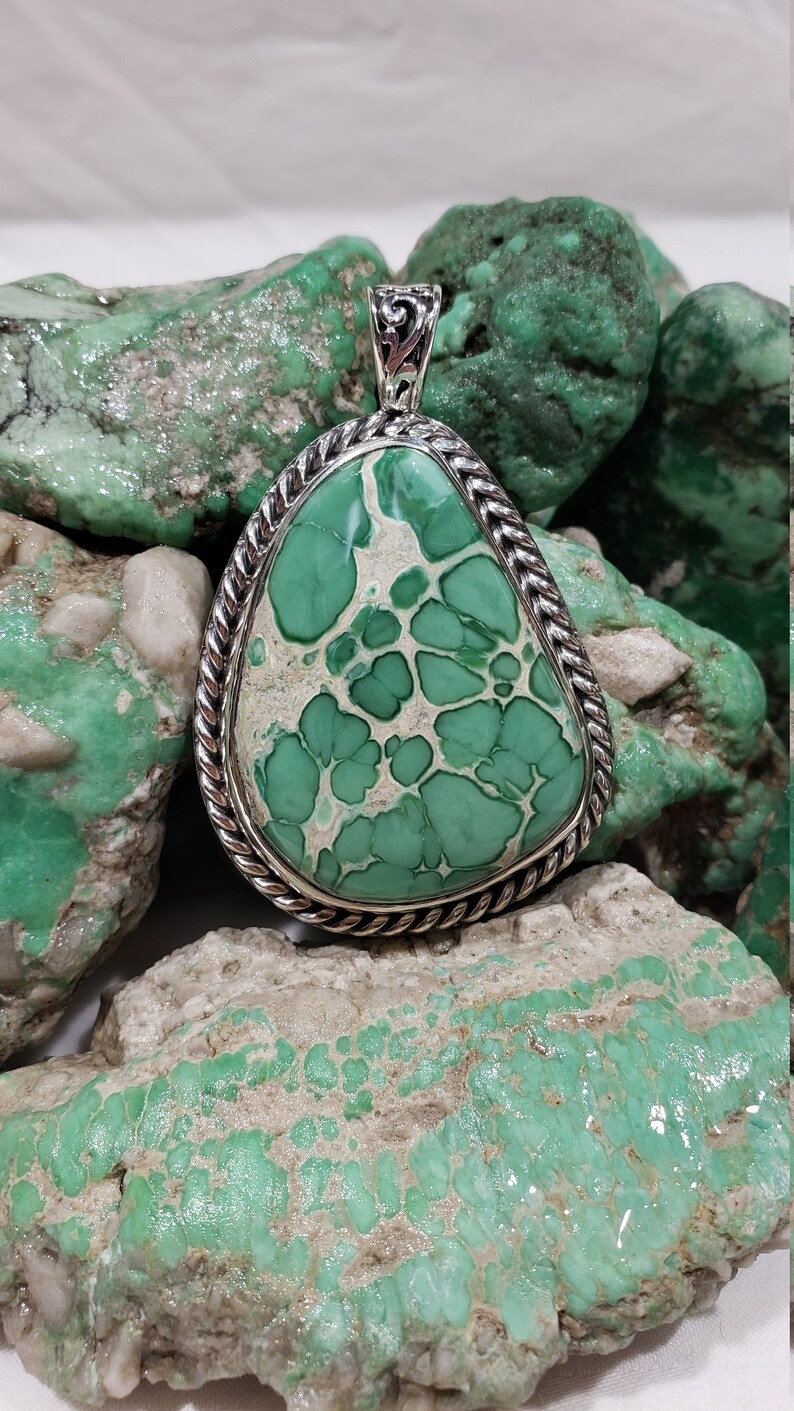 Handmade Lucin Utah Variscite Statement Pendant - Etsy