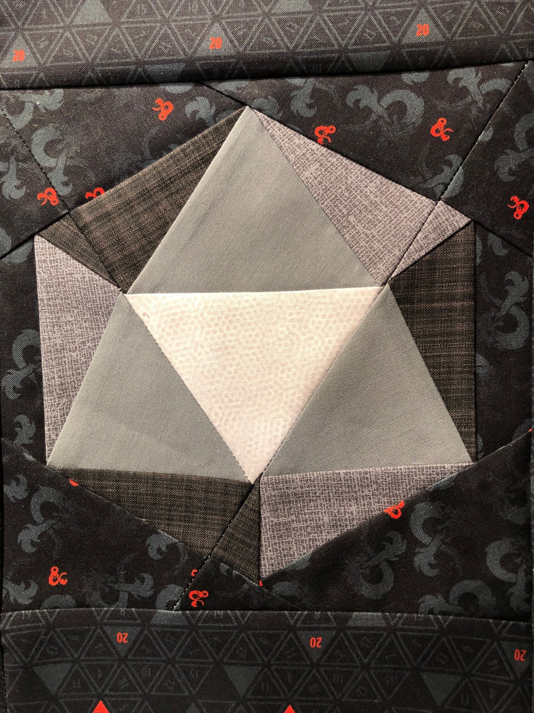 D20 Dice Foundation Paper Piecing Pattern: Step-by-step Instructions ...