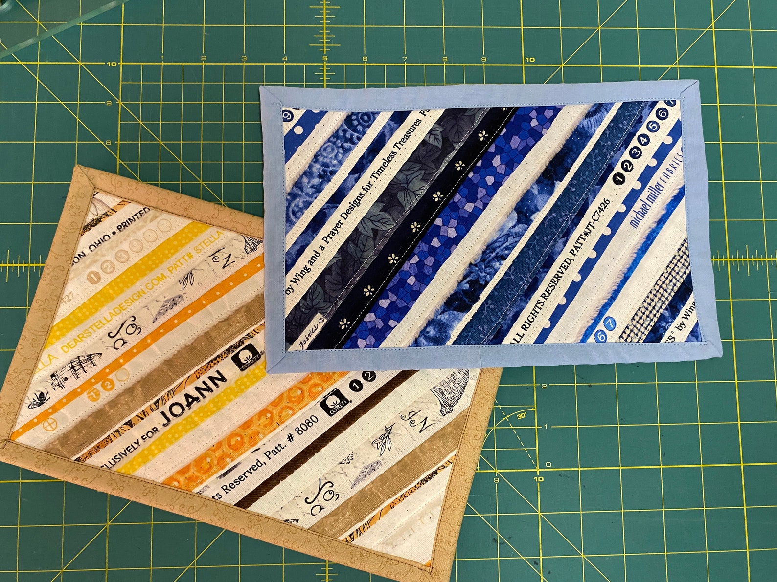 How to Make a Quilt-as-you-go Mug Rug With Selvage Edges - PDF Download ...