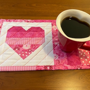 Heart Mug Rug Pattern: Valentine's Day or Mother's Day Sewing Project ...