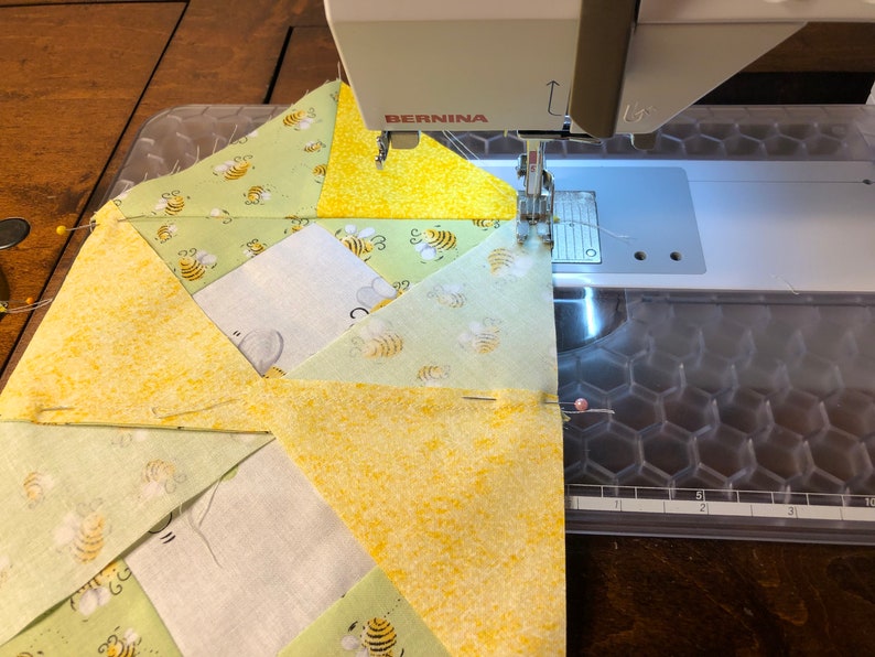 Propeller Quilt Block With Accuquilt Go! Tutorial - PDF Download - Etsy
