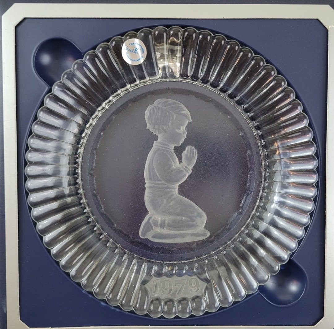 Goebel Annual Crystal Glass Plate 1979 - Etsy
