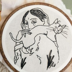 Cat Lady Embroidery - Line Drawing Cat Embroidery - Etsy
