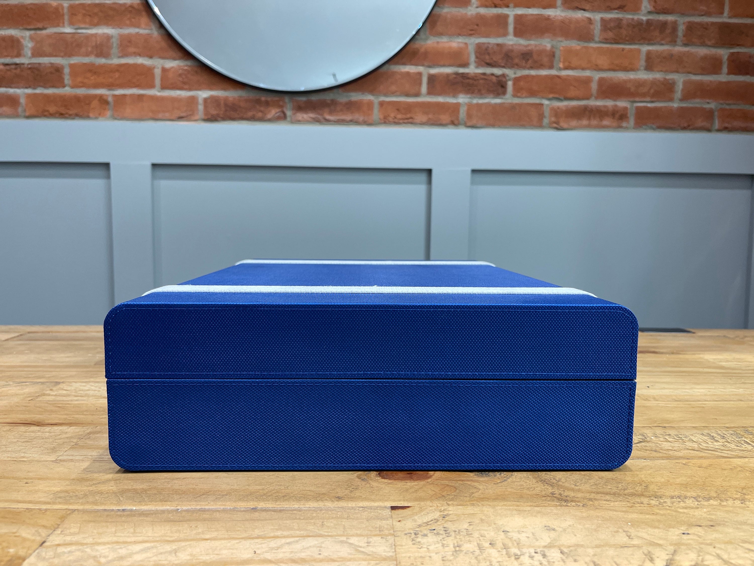 11 Watch Holder Suitcase, Omega X Swatch Speedmaster Moonswatch Case ...