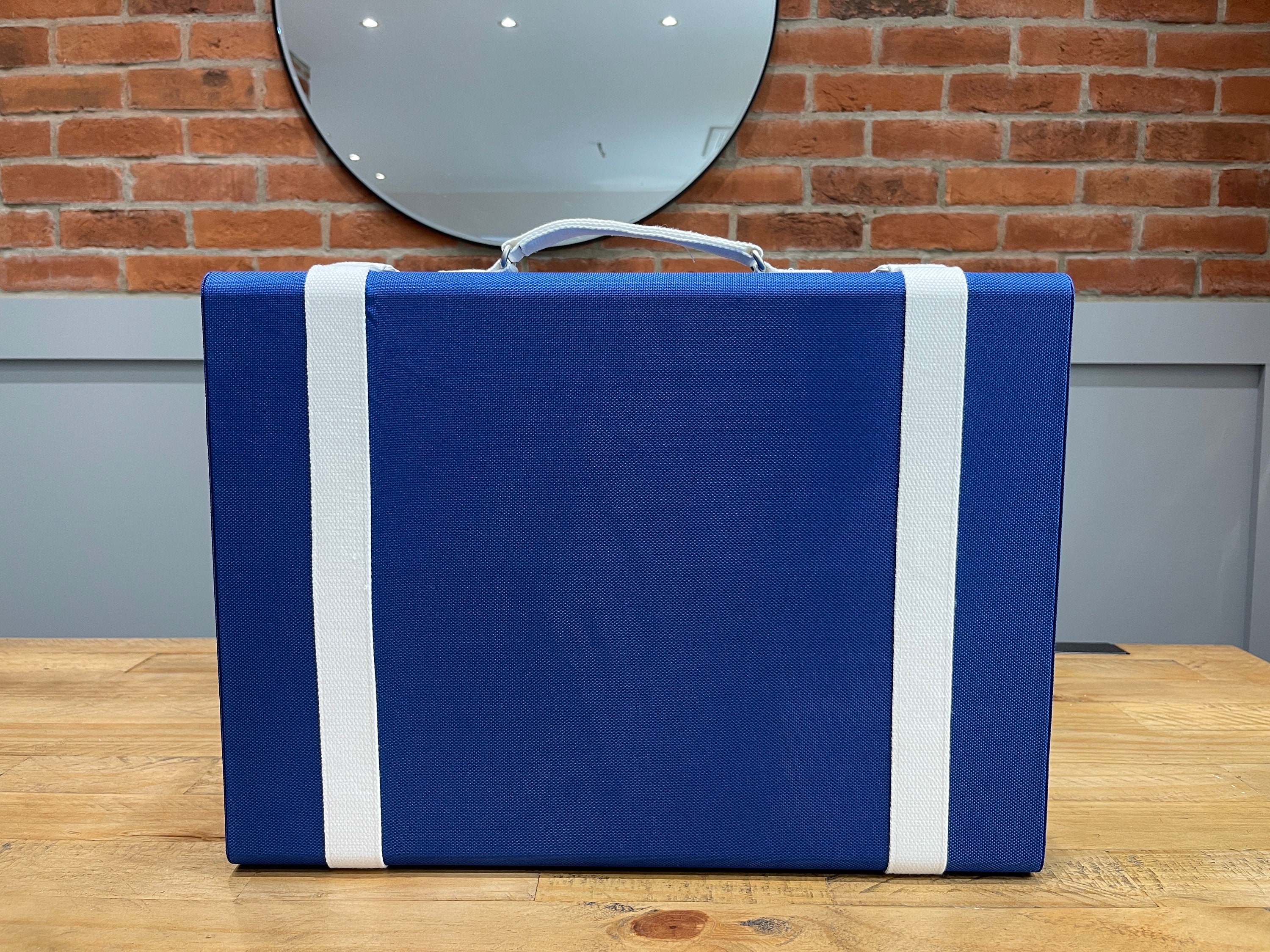 11 Watch Holder Suitcase, Omega X Swatch Speedmaster Moonswatch Case ...