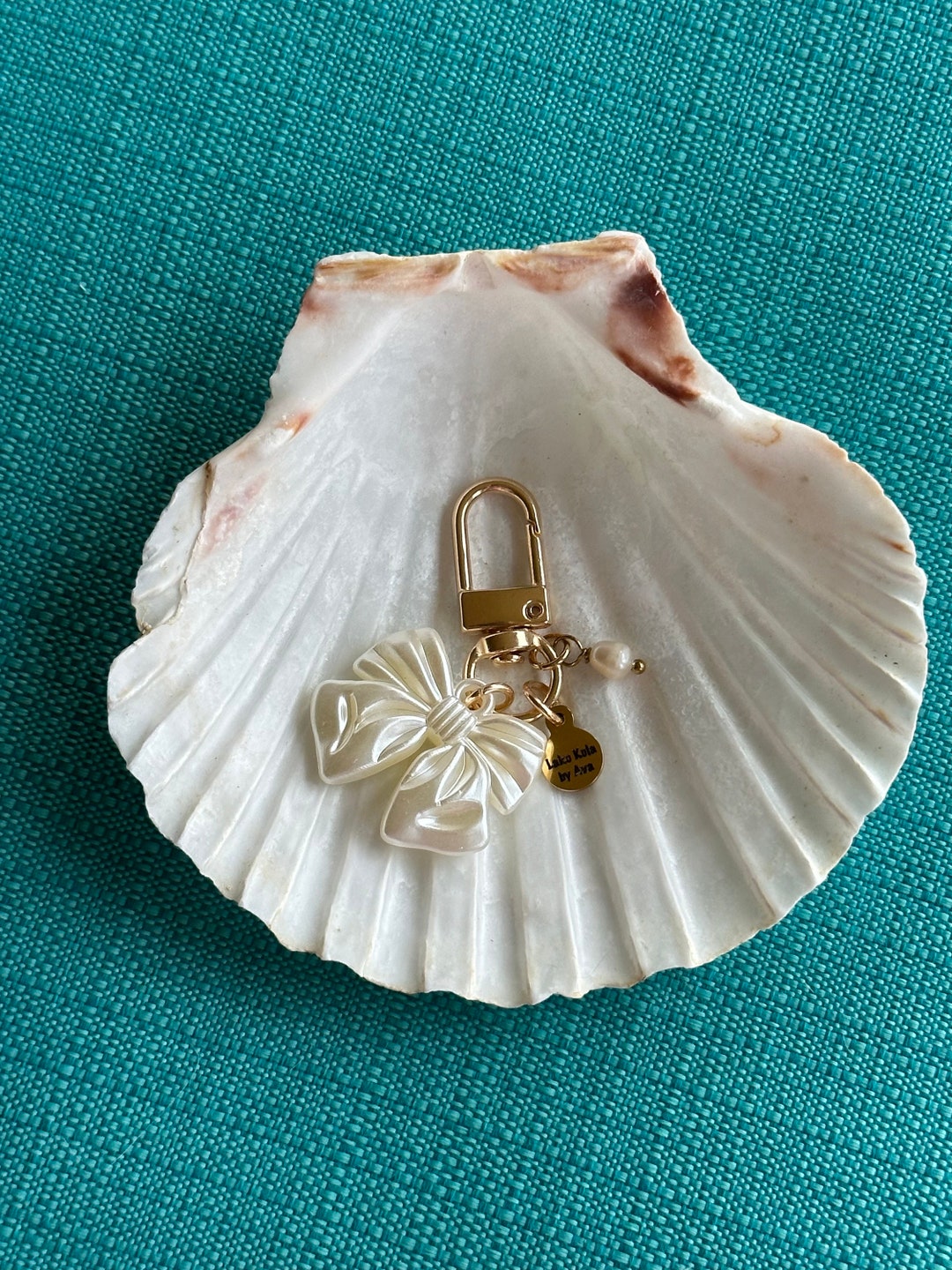 Confidence Booster Bow Keychain - Etsy