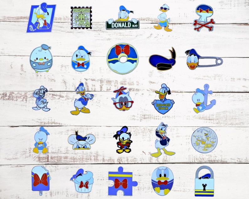 Donald Duck Themed 5 Assorted Pin Set ~ Disney Park Trading Pins ...