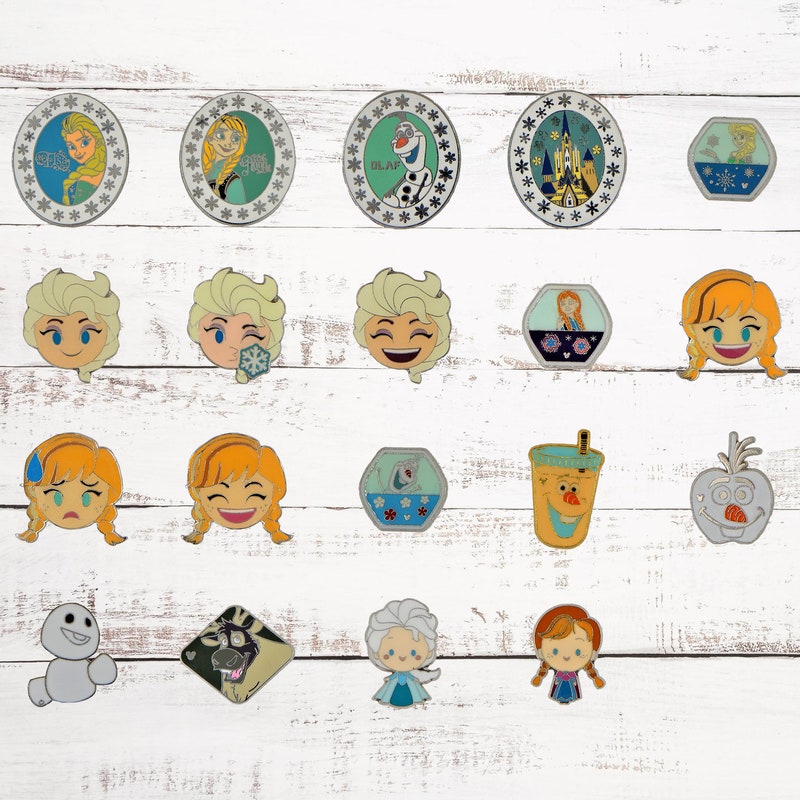 Queen Anna Frozen Pin - Etsy
