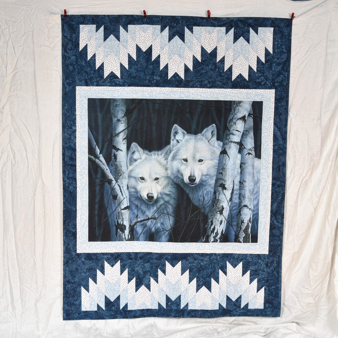New Handmade Large Throw Quilt, Stunning Arctic Wolf Wolves, 52" X 69 ...