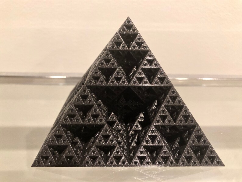 du triangle de Sierpinski imprimé en 3D Pyramide fractale - Etsy France