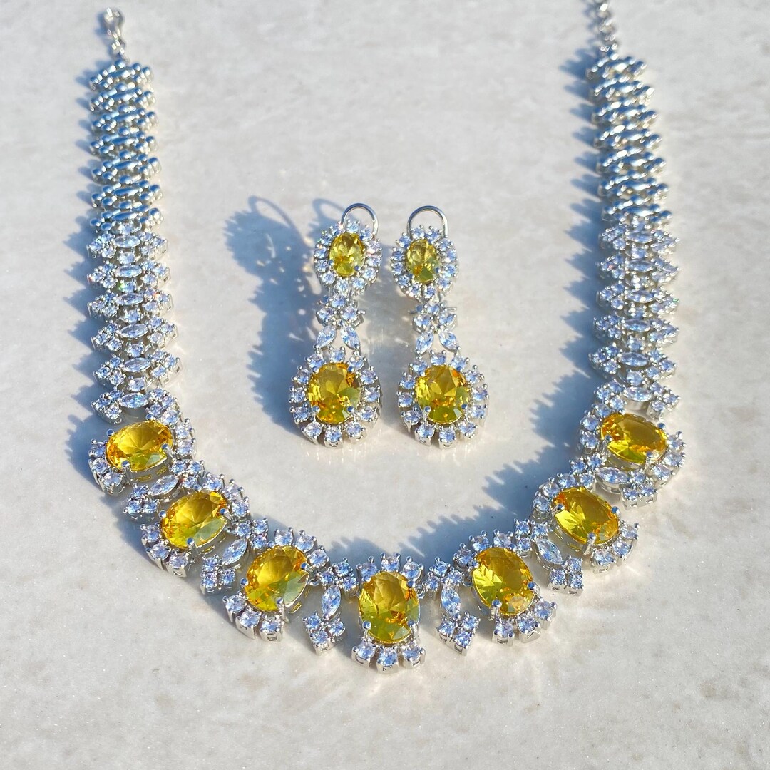 Yellow Diamond Necklace Canary Stone American Diamond Fancy Yellow ...