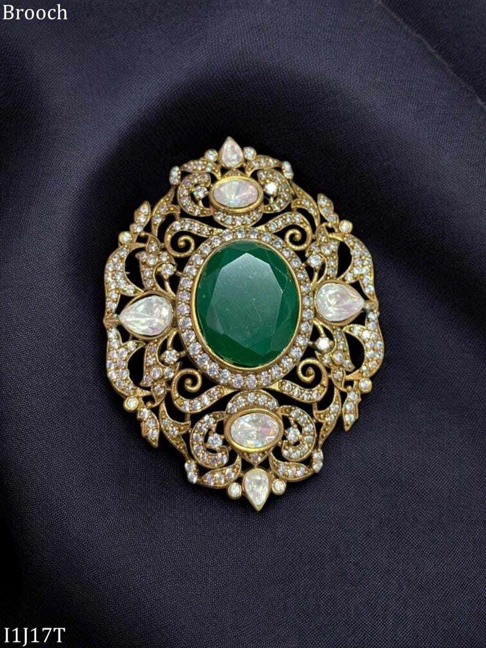 Emerald Green Polki Brooch | Moissanite Diamond Sherwani Brooch ...