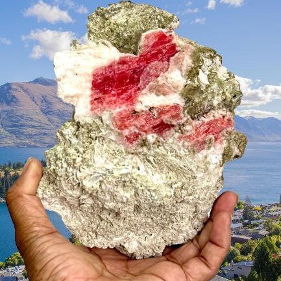 Rarest Tugtupite Stone With Purple Florite,pyrite,crystal Duzi From ...