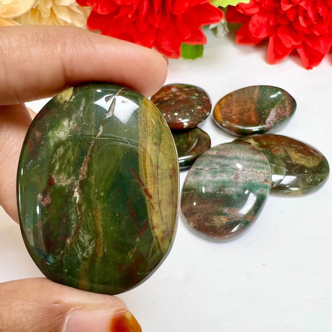 Blood Stone Oval Shape Worry Stone for Crystal Healing and Meditation ...