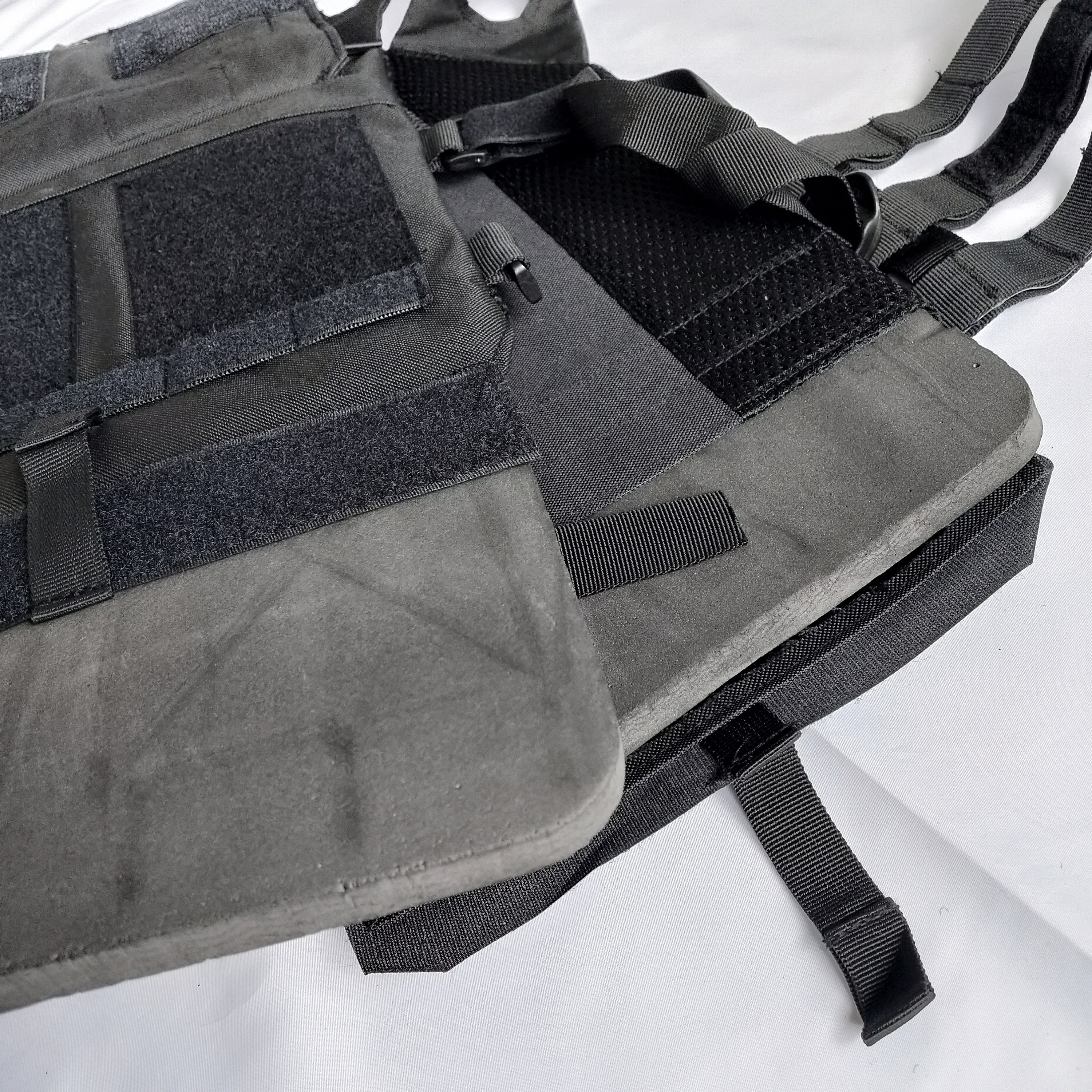 Zen Devils - the Ghost Tactical Vest (black) Plate Carrier Zen Devils - the Ghost Tactical Vest (black) Plate Carrier