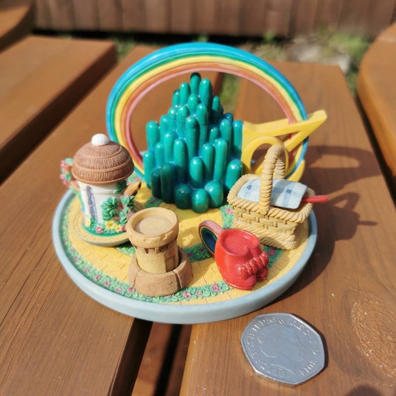 Rare Miniature Wizard of Oz Tea Set by Turner Entertainment - Etsy ...