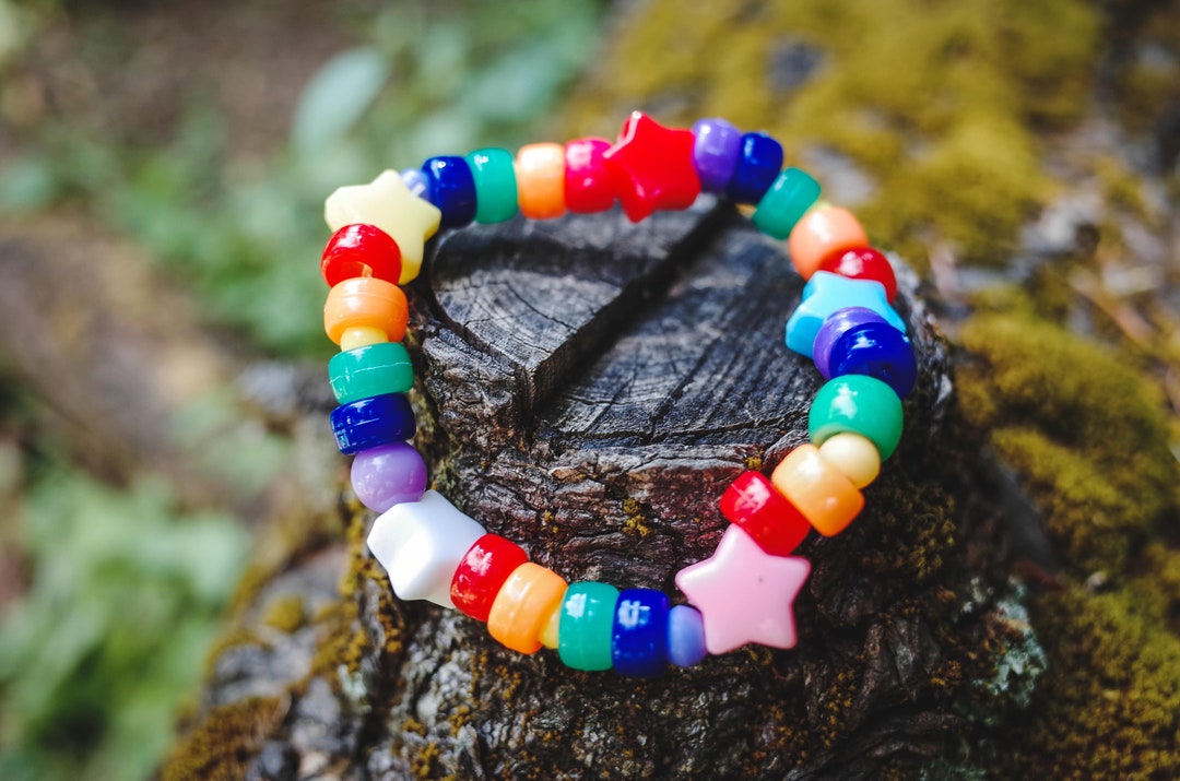 RAINBOW ROAD #1 Kandi Bracelet, Vintage 90s Geek Gamer Girl Aesthetic ...